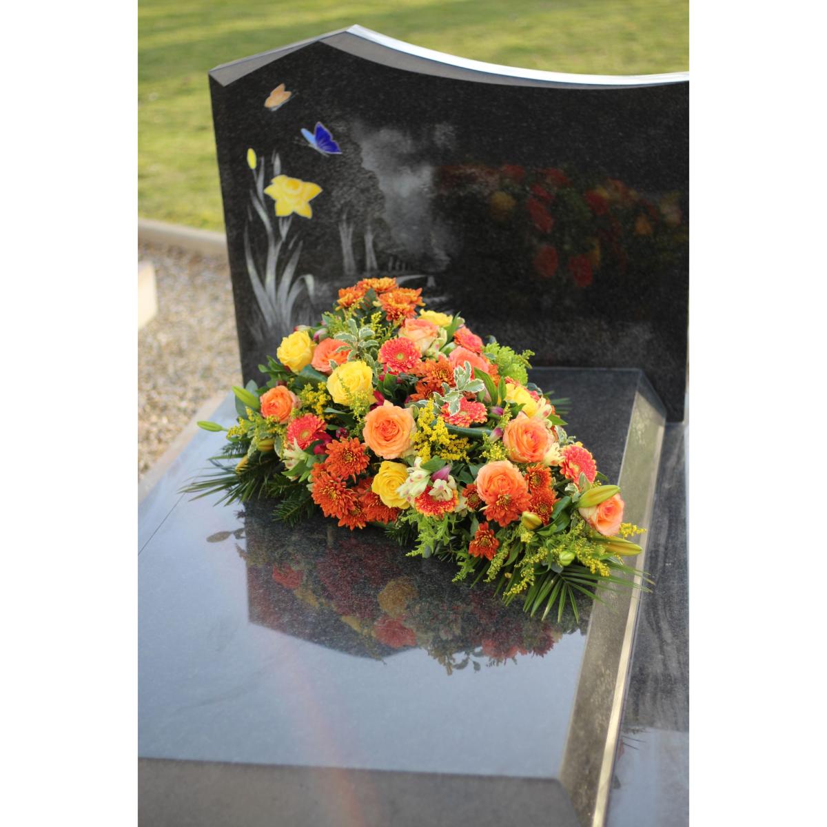 La fontaine fleurie - Livraison Gerbe de fleurs Enterrement Compiègne